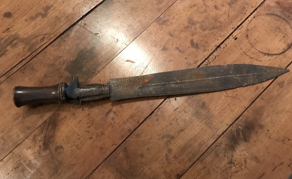 Antiques Atlas - Short Sword African 19ct Gibon Fang Sword