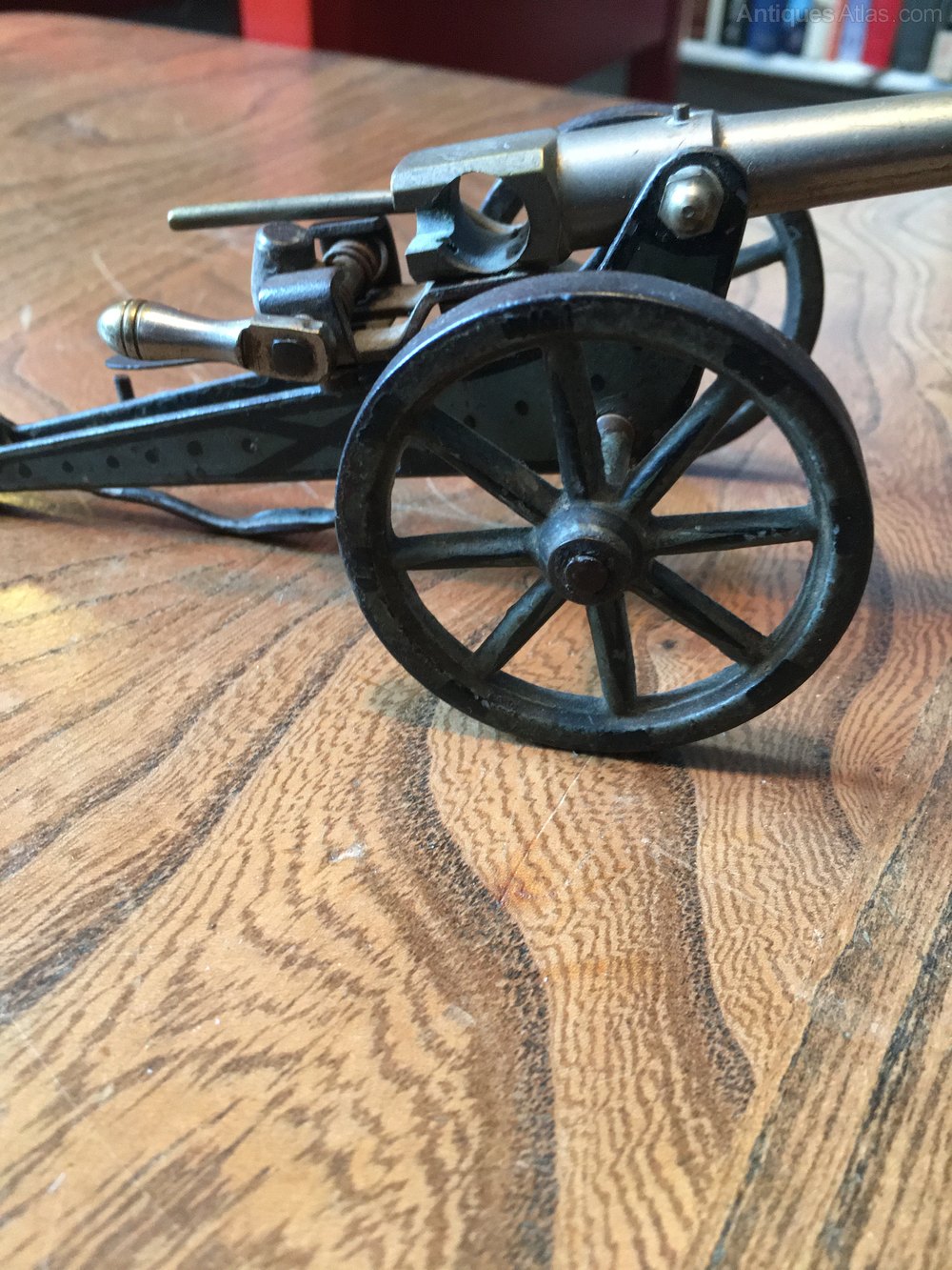 Antiques Atlas - Working Model Of A .75 Mm Field Gun