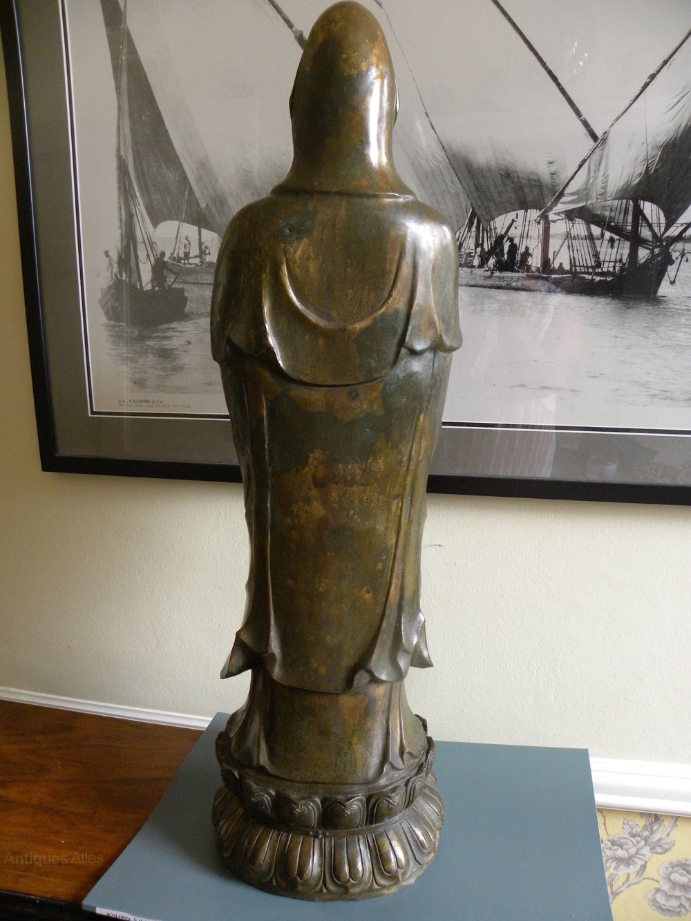Antiques Atlas - A Fabulous Large Bronze Figure Of Guanyin