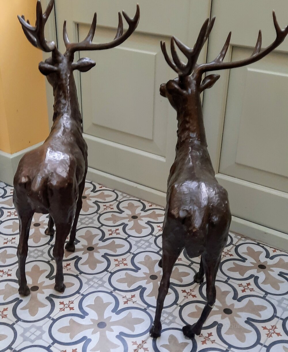 Antiques Atlas - A Pair Of Large Bronze Stags as433a605 / Item 4252