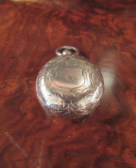 Antiques Atlas - Victorian Antique Silver Engraved Sovereign Case ...