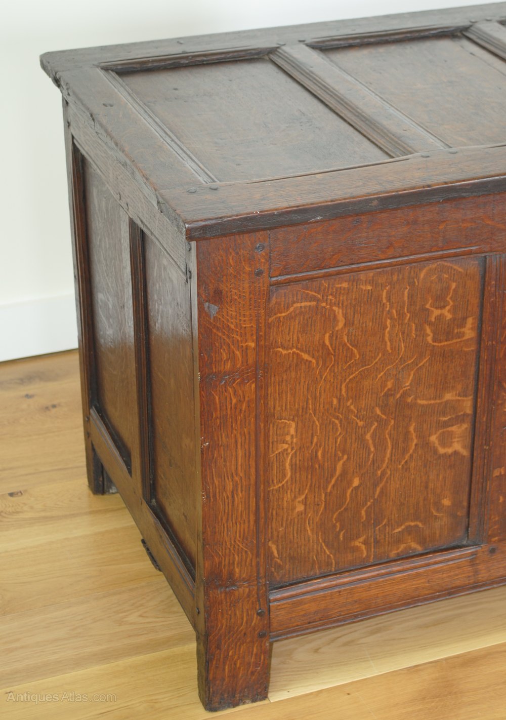 Circa 1700 Oak Coffer - Antiques Atlas