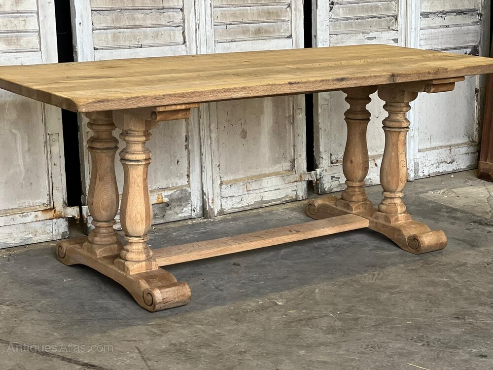 Baluster Leg French Oak Farmhouse Dining Table as696a2367 - Antiques Atlas