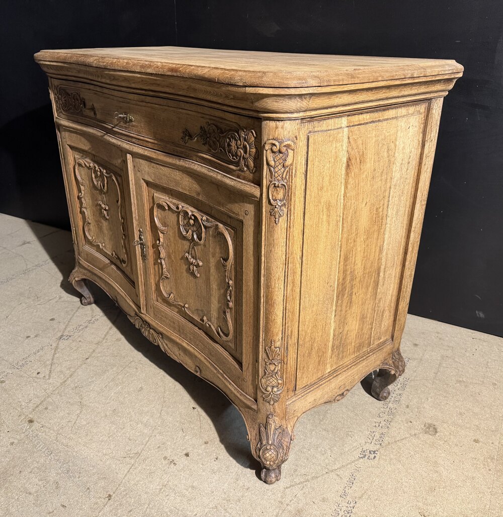 High Quality French 2 Door Cabinet as696a2626 - Antiques Atlas