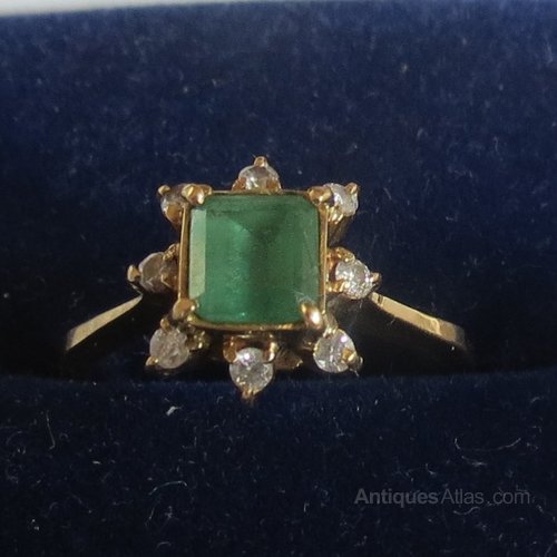 Antiques Atlas - Vintage/antique Emerald And Diamond 18ct Gold Ring