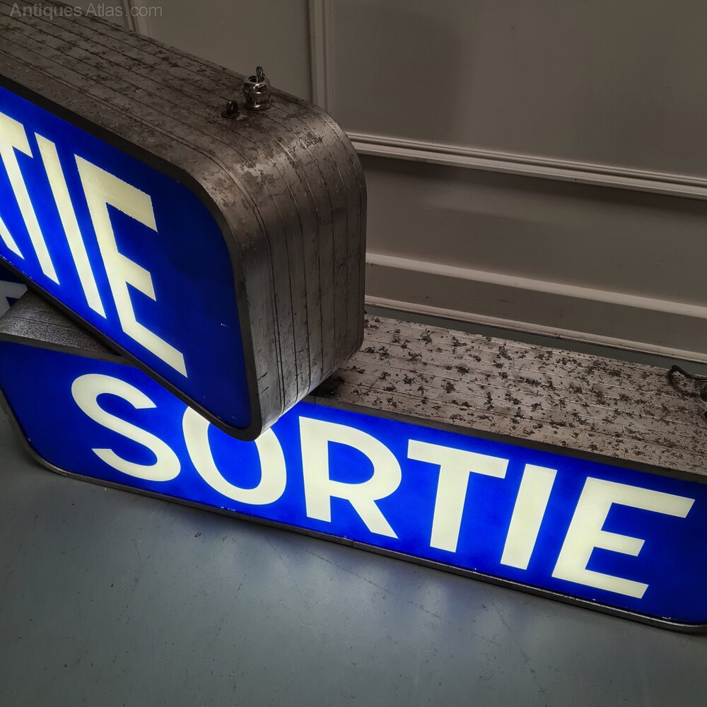 Antiques Atlas - Vintage French Illuminated Light Exit Sign as1219a110
