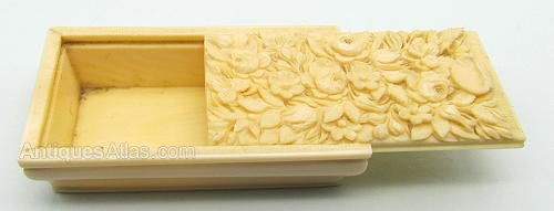 Antiques Atlas - Dieppe Carved Ivory Needle Case