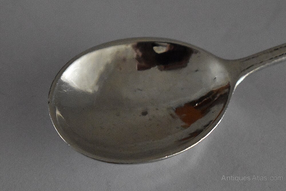 Antiques Atlas - Omar Ramsden Arts & Crafts Silver Preserve Spoon ...