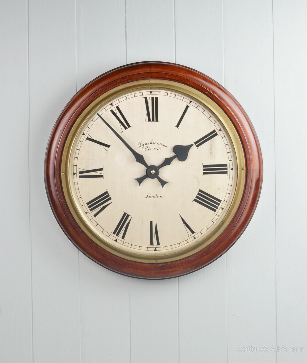Antiques Atlas - A Vintage Industrial Style Wall Clock. as1142a068 / y654