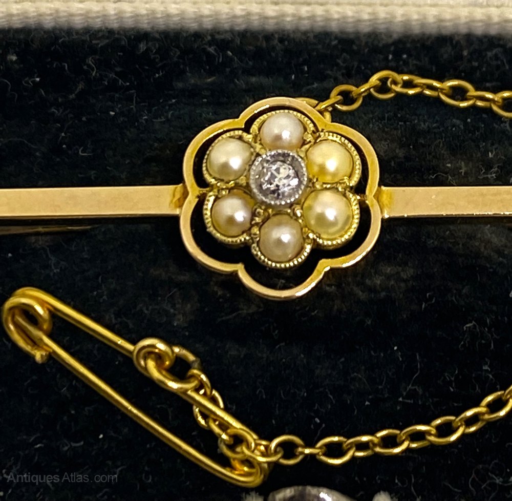 Antiques Atlas - 15ct Gold Bar Brooch With Pearls & Diamond Flower