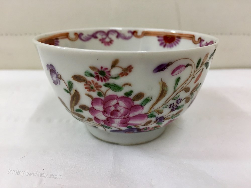 Antiques Atlas - 18 Th Century Porcelain Tea Bowl Circa 1790