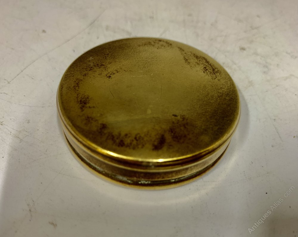 Antiques Atlas - Antique Brass Snuff Or Speciman Box Circa 1900