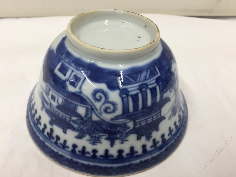 Antiques Atlas - Antique Chinese Porcelain Deep Bowl Circa 1800