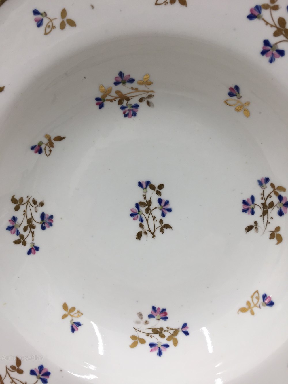 Antiques Atlas - Antique Derby Porcelain Dish Circa 1810