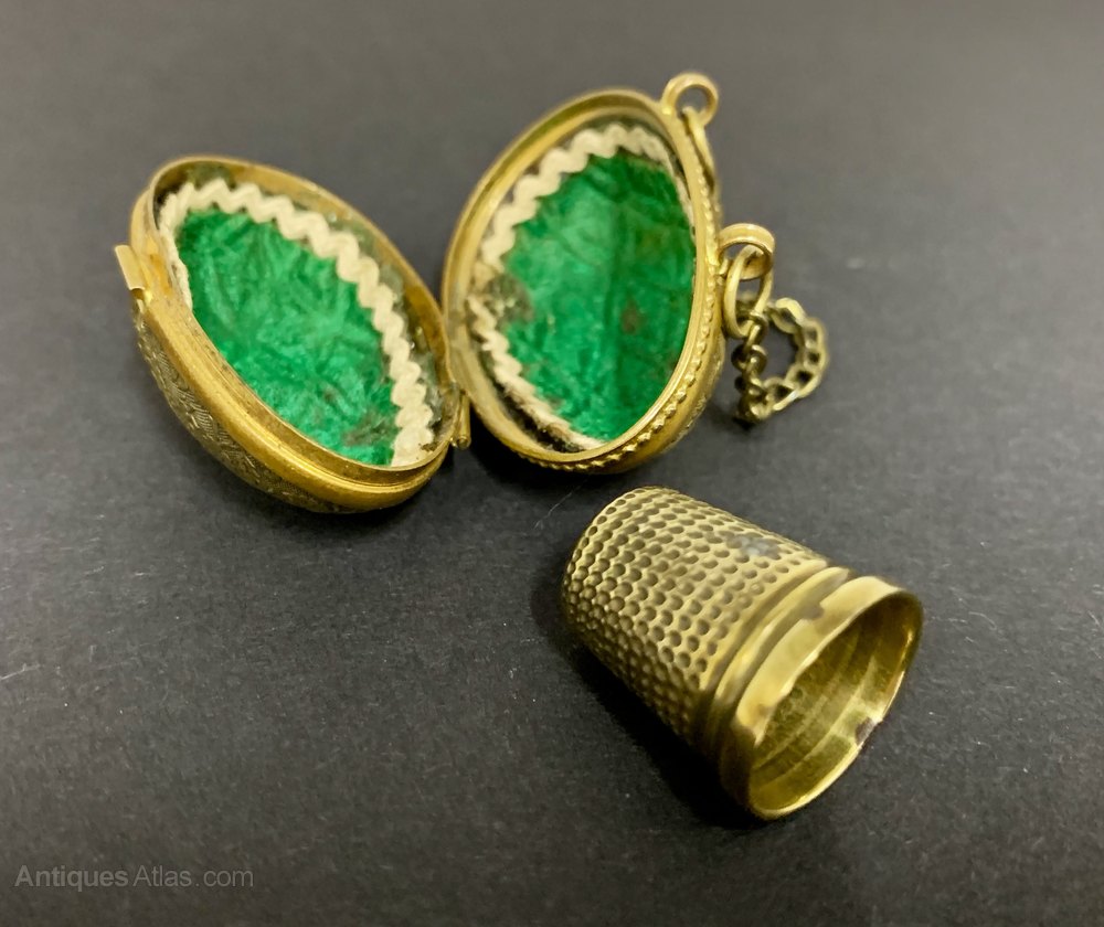 Antiques Atlas - Antique French Thimble Holder Circa 1900