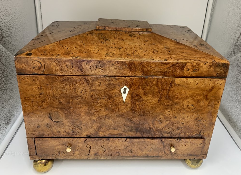 Antiques Atlas - Large George II Burr Elm Box Circa 1750