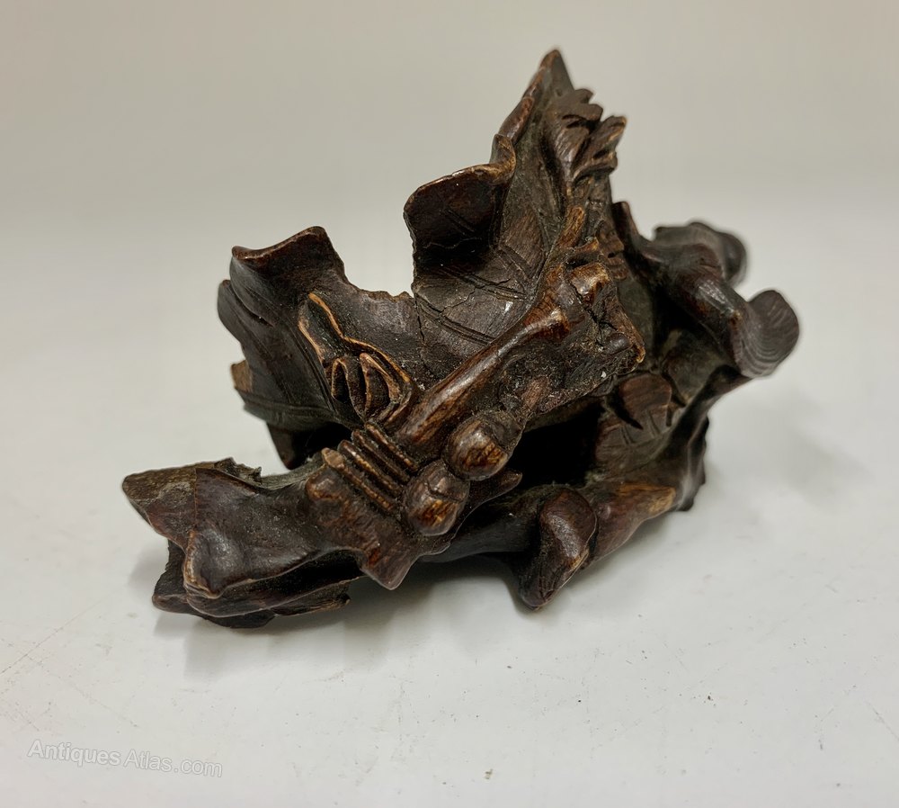 Antiques Atlas - Antique Oriental Carved Wooden Spoon Rest C.1800