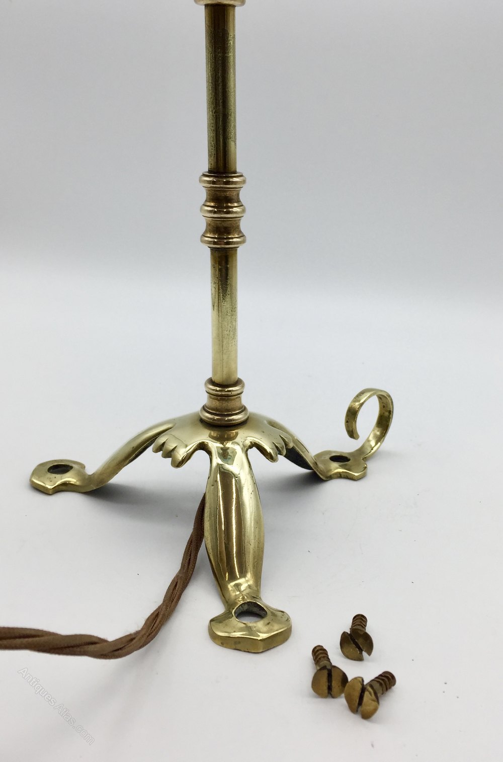 Antiques Atlas - Antique Pullman Train Table Lamp Circa 1910