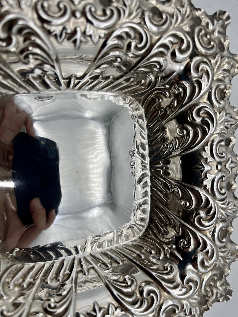 Antiques Atlas - Edwardian Sterling Silver Pin Tray Sheffield C1900