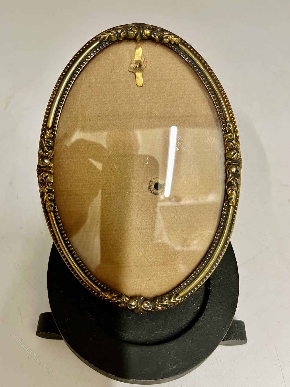 Antiques Atlas - Empire Style Oval Brass Picture Frame Circa 1950