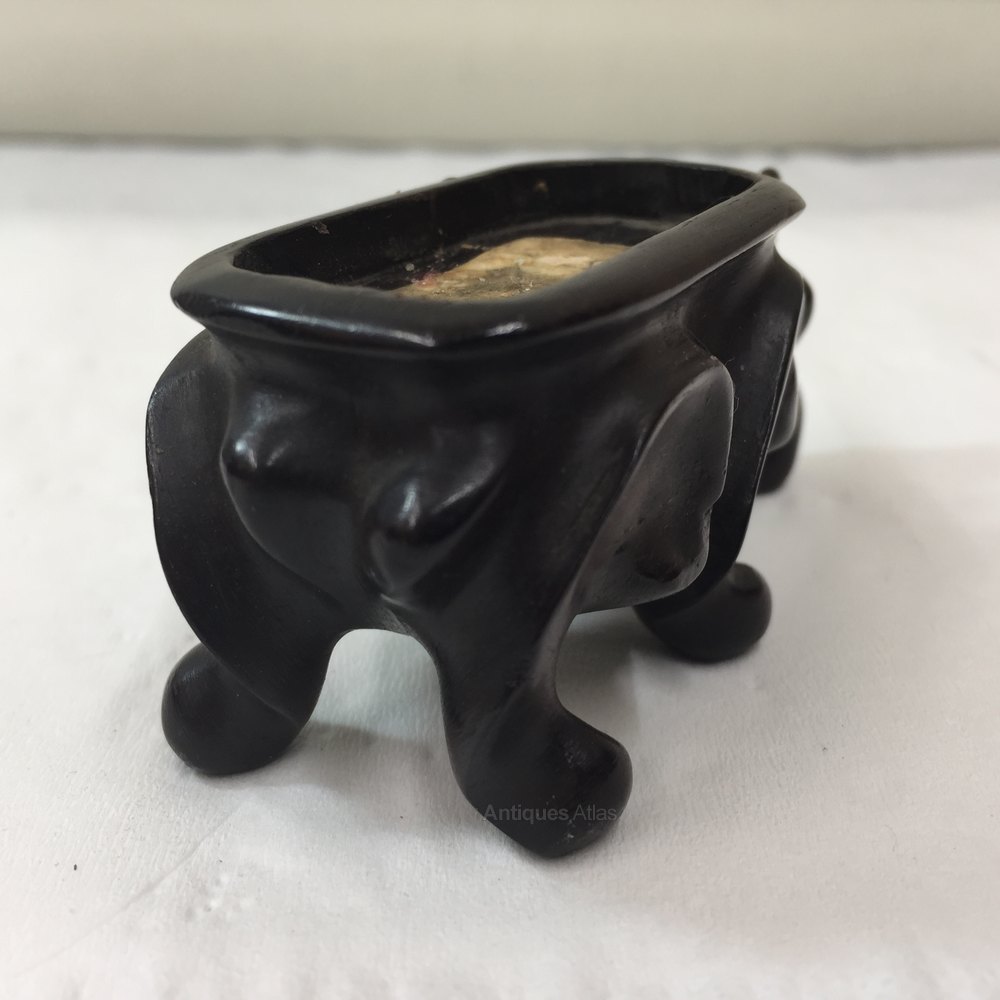 Antiques Atlas - Old Oriental Hardwood Carved Netsuke Stand