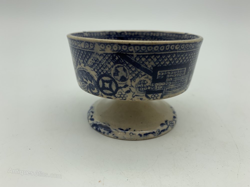 Antiques Atlas - Pearlware Blue White Transfer Print Salt C.1825