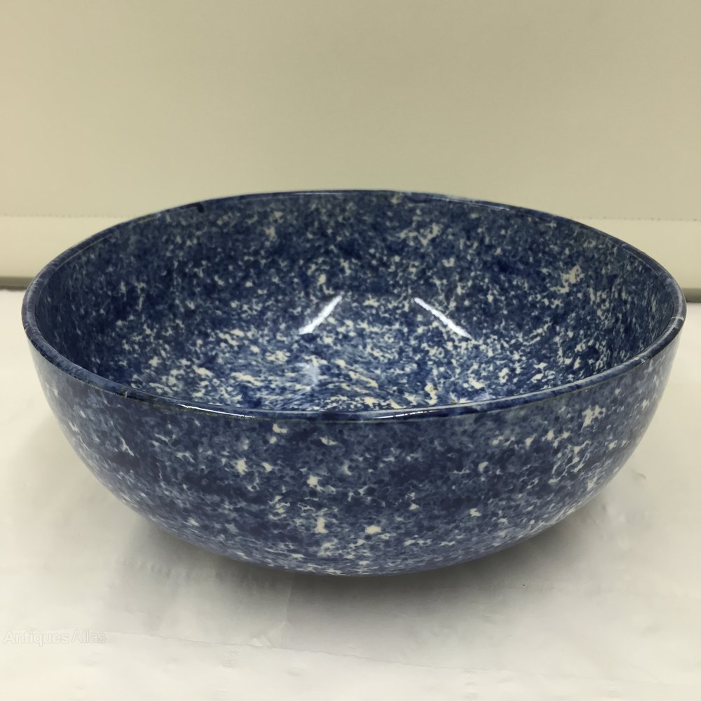 Antiques Atlas - Scottish Sponge Ware Blue & White Bowl C.1850
