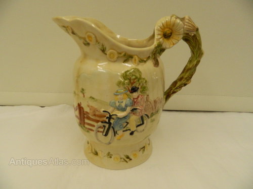 Antiques Atlas - Shorter Pottery "Sweet Hearts " Jug Circa 1930's