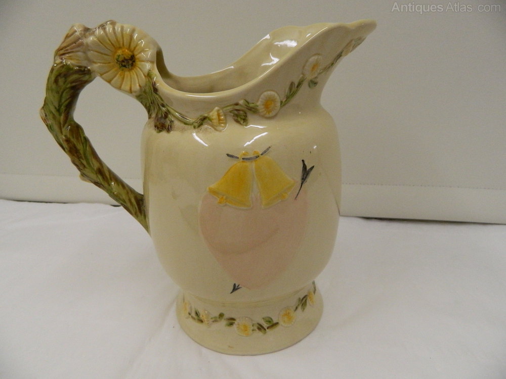 Antiques Atlas - Shorter Pottery "Sweet Hearts " Jug Circa 1930's