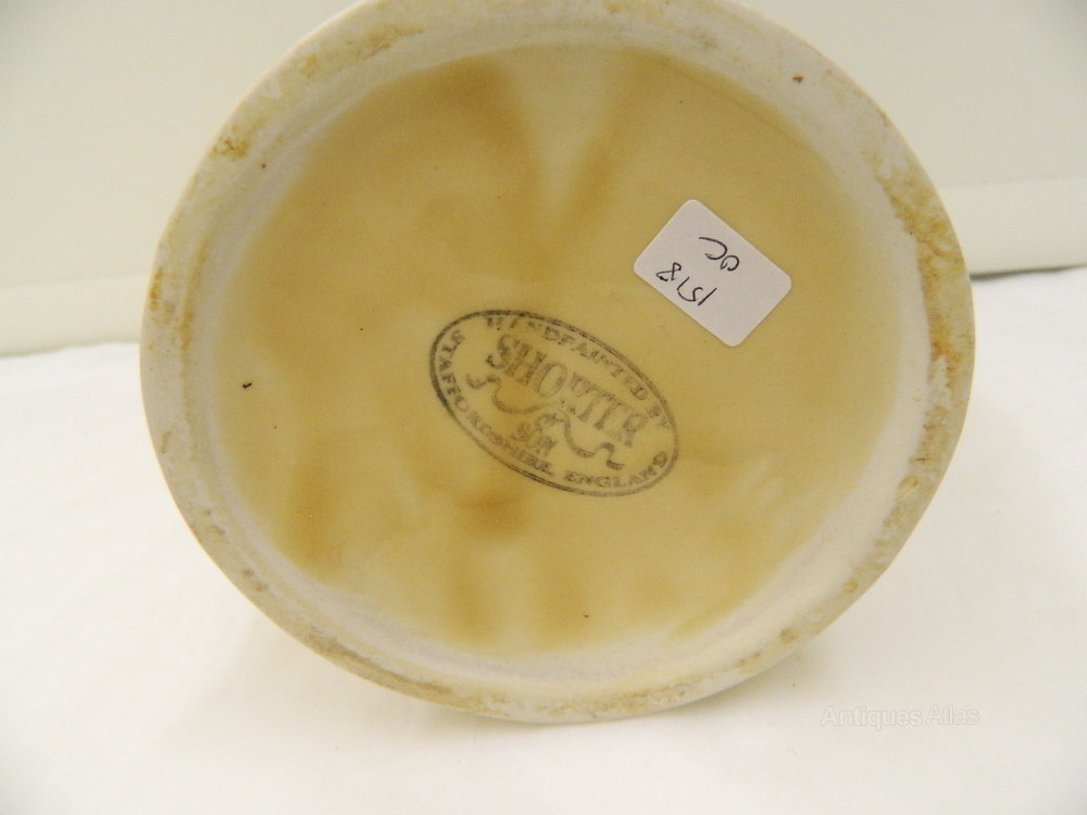 Antiques Atlas - Shorter Pottery "Sweet Hearts " Jug Circa 1930's