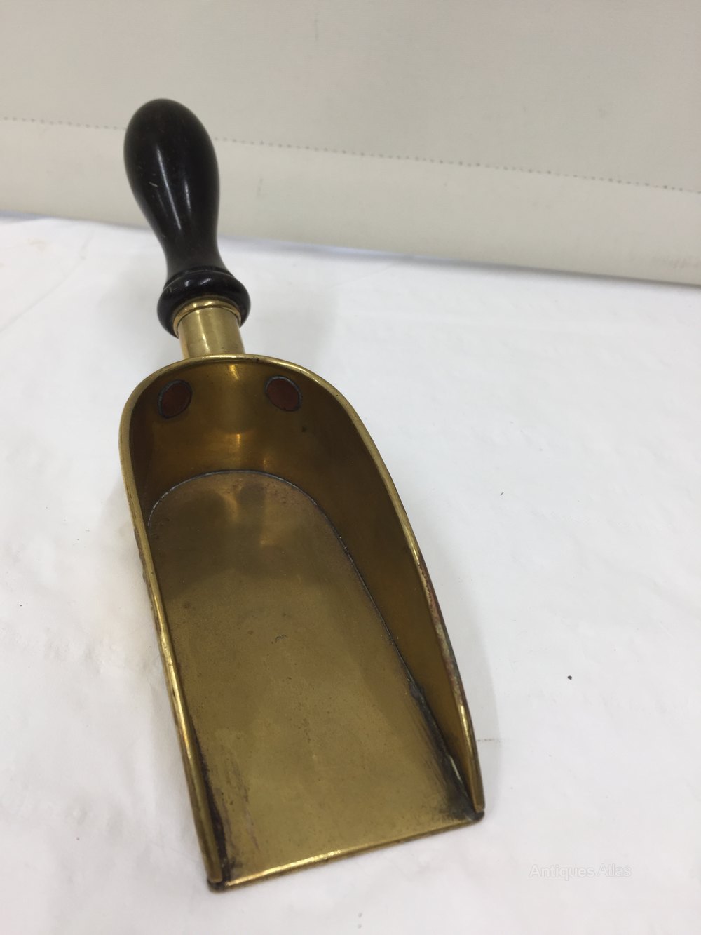 Antiques Atlas - Victorian Brass Grain Or Coffee Shovel Circa 1840