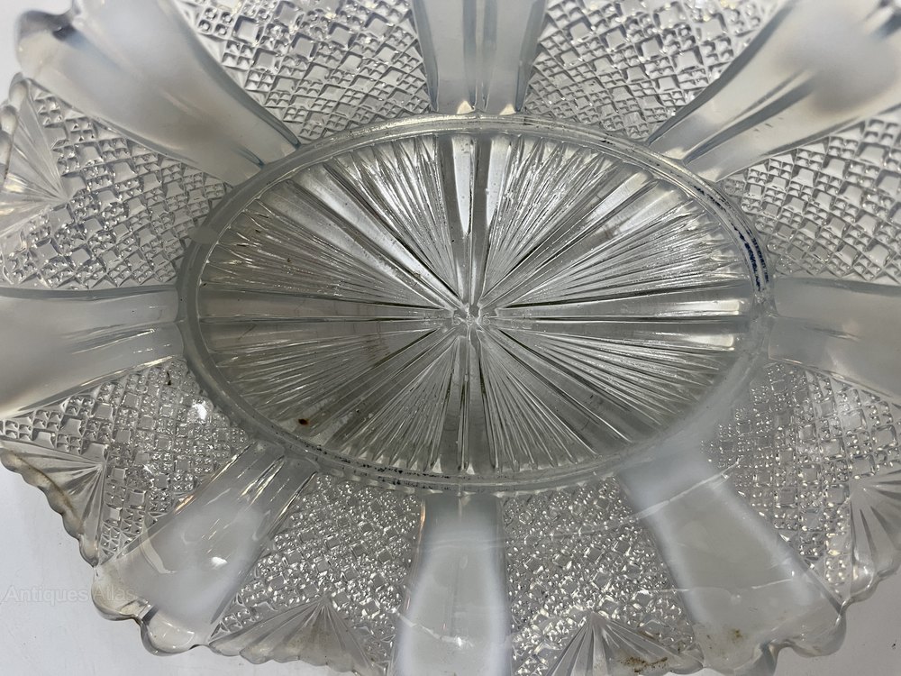 Antiques Atlas - Victorian George Davidson Richelieu Pattern Glass