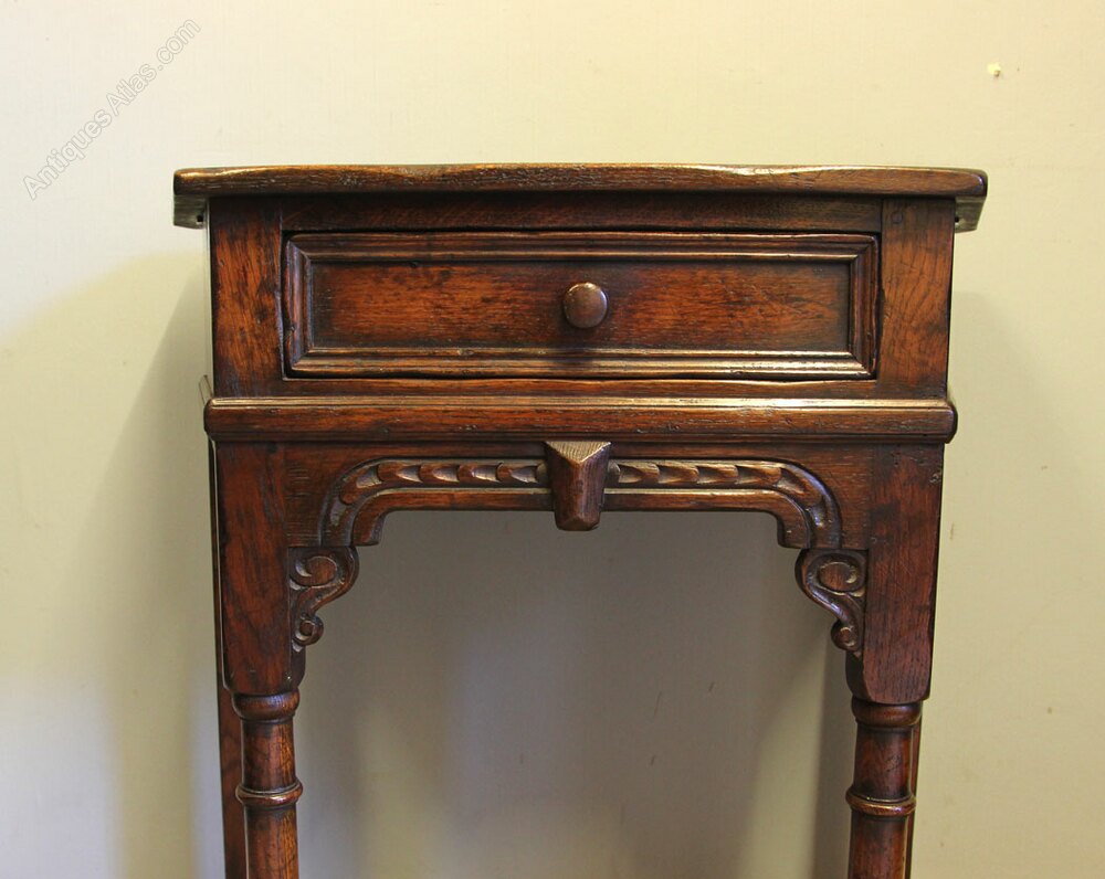 Antique Small Oak Side Table as105a3436 / 12528 - Antiques Atlas