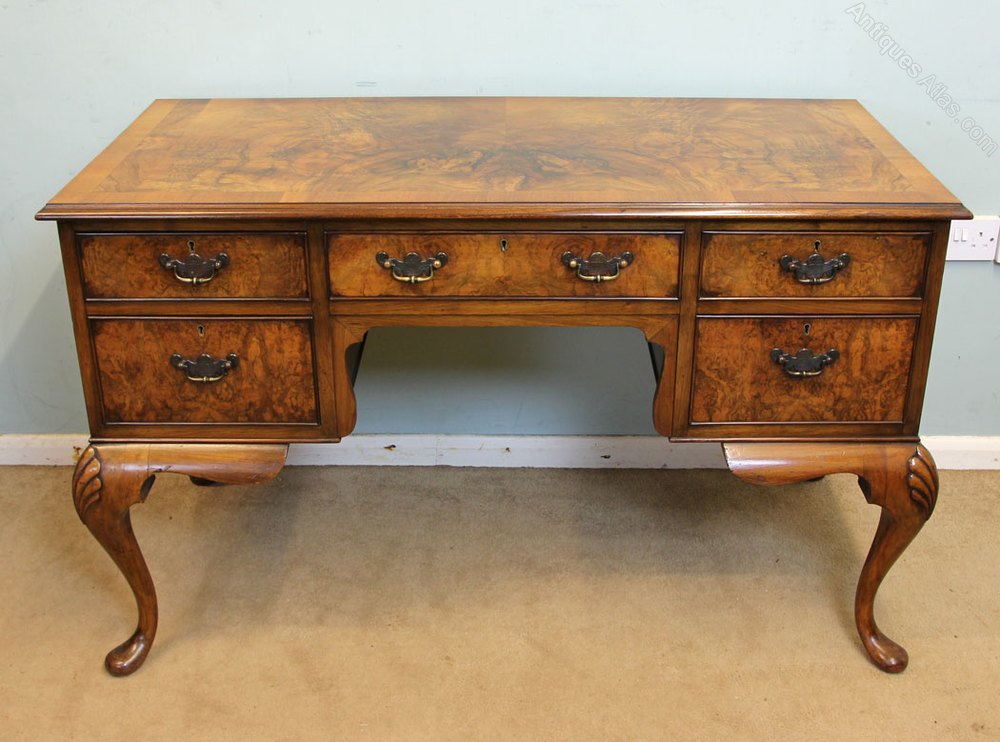 Antique Walnut Writing Desk - Antiques Atlas