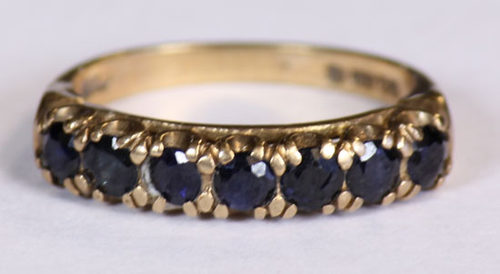 Antiques Atlas - Vintage Second Hand 7 Stone Sapphire Ring