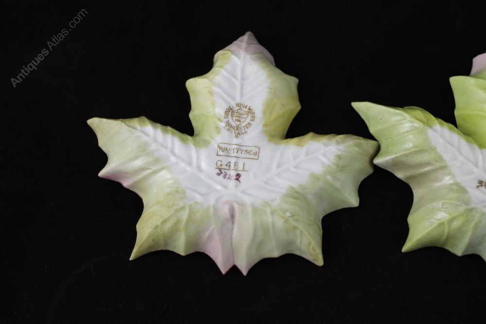 Antiques Atlas - Royal Worcester Autumn Leaf Dishes