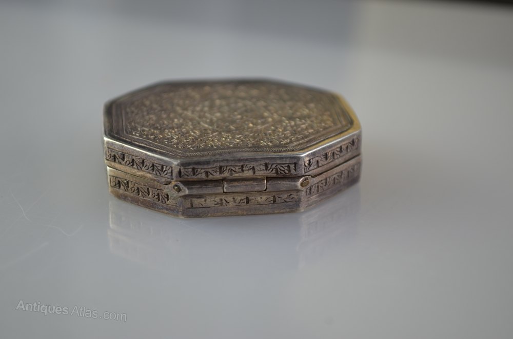 Antiques Atlas - Persian 1900/20 Silver Octagonal Pill Box
