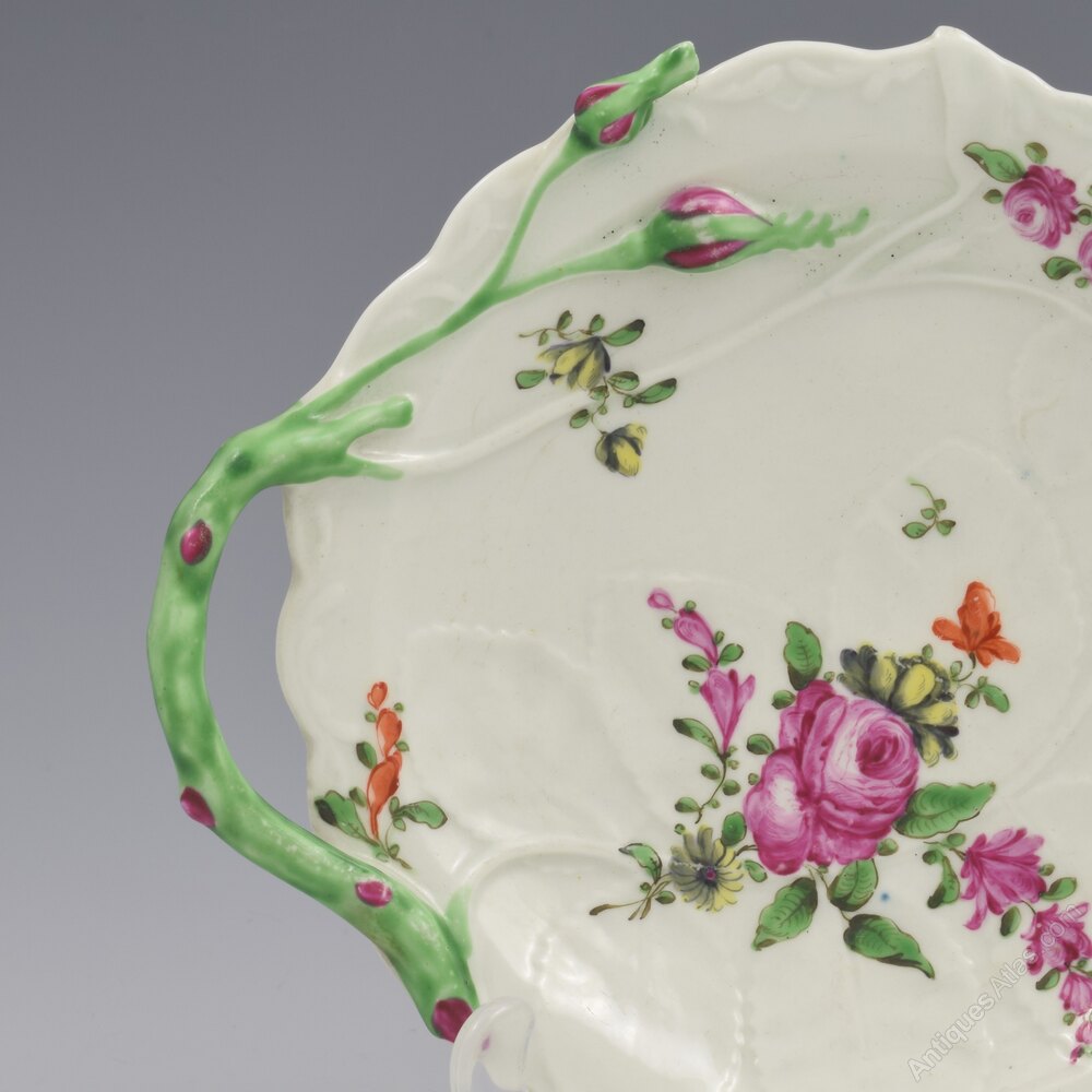 Antiques Atlas - First Period Worcester Blind Earl Sweetmeat Dish ...