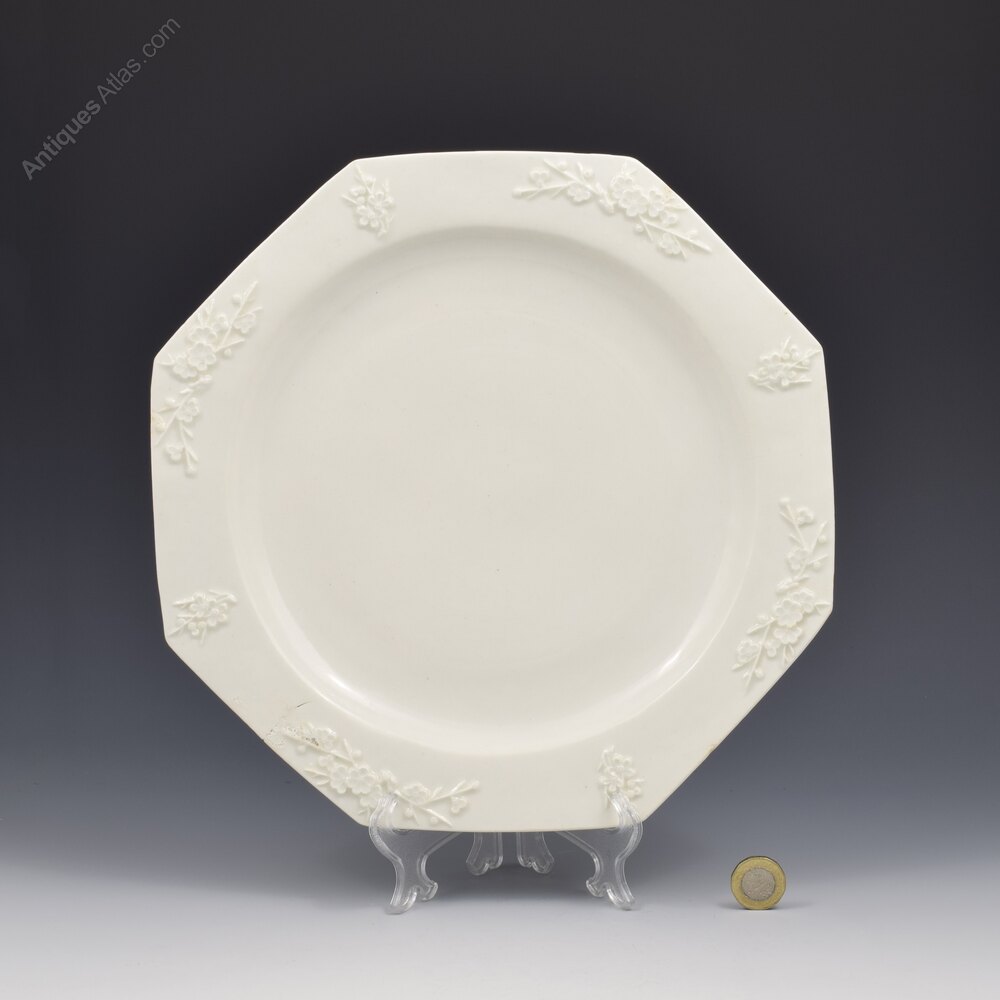 Antiques Atlas - Large 11 1/4" Bow White Porcelain Octagonal Plate ...