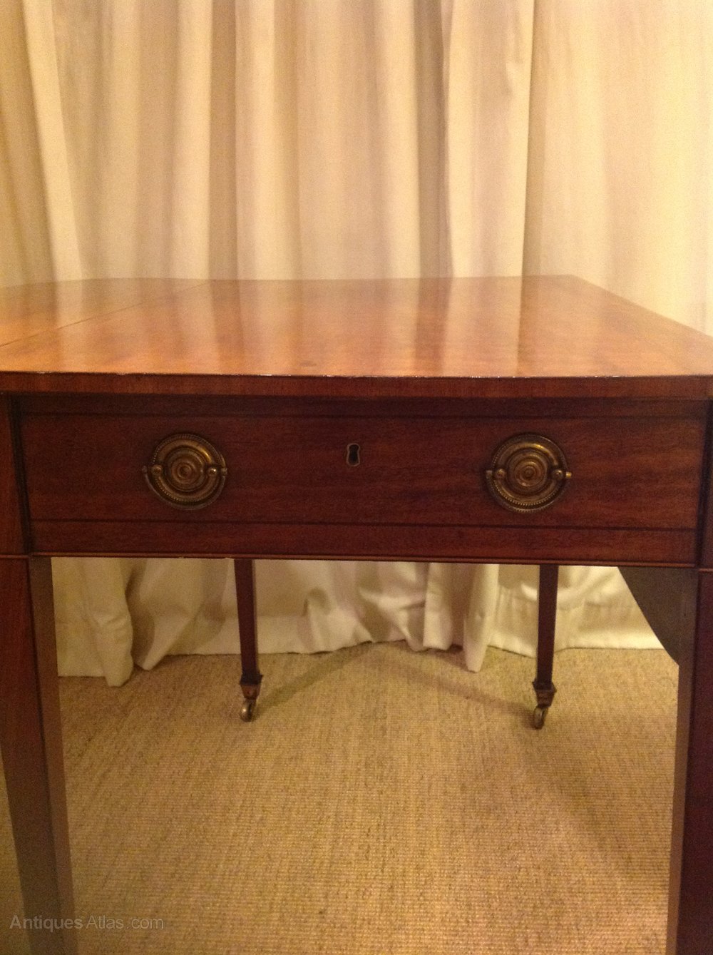 Antique Victorian (1850) Mahogany Pembroke Table - Antiques Atlas