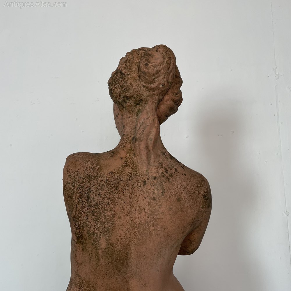 Antiques Atlas - Mid 20th C. Terracotta Statue Of Venus