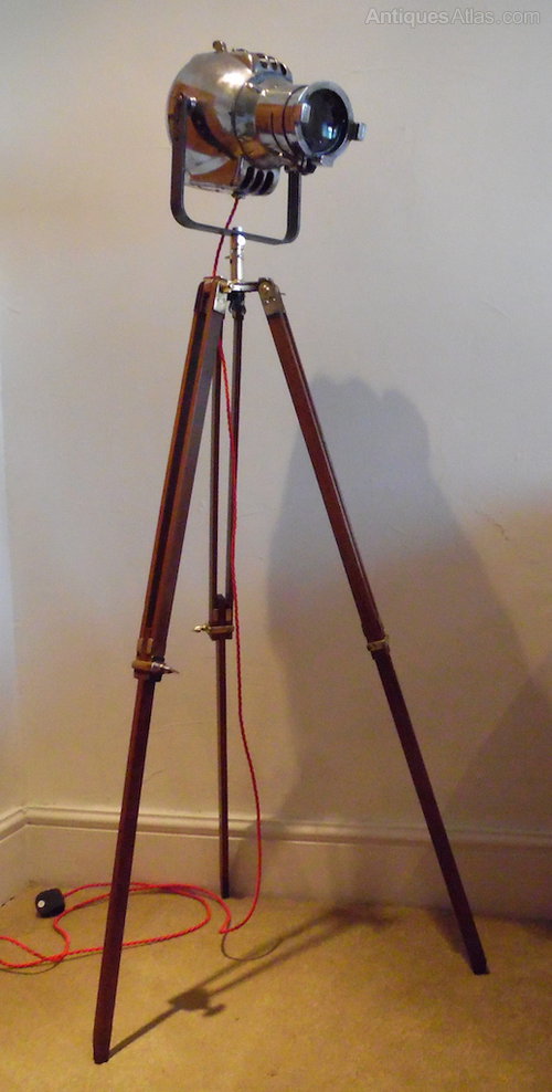 Antiques Atlas - Strand Patt 23 Theatre Light