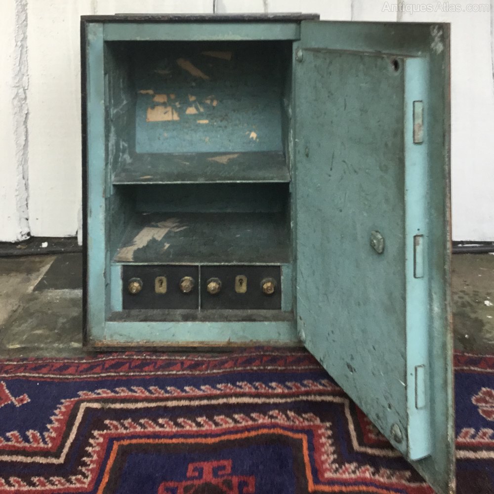 Antiques Atlas - Victorian Bank Safe
