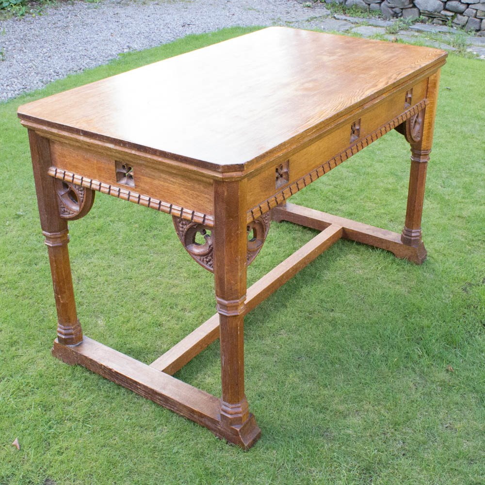 Arts & Crafts Oak Centre Table - Antiques Atlas