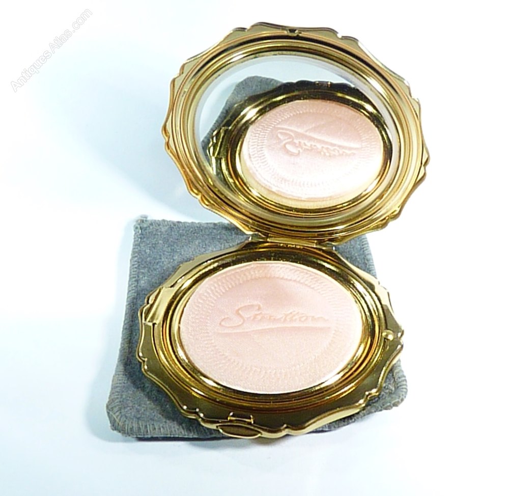Antiques Atlas - Boxed Stratton Compact Max Factor Creme Puff