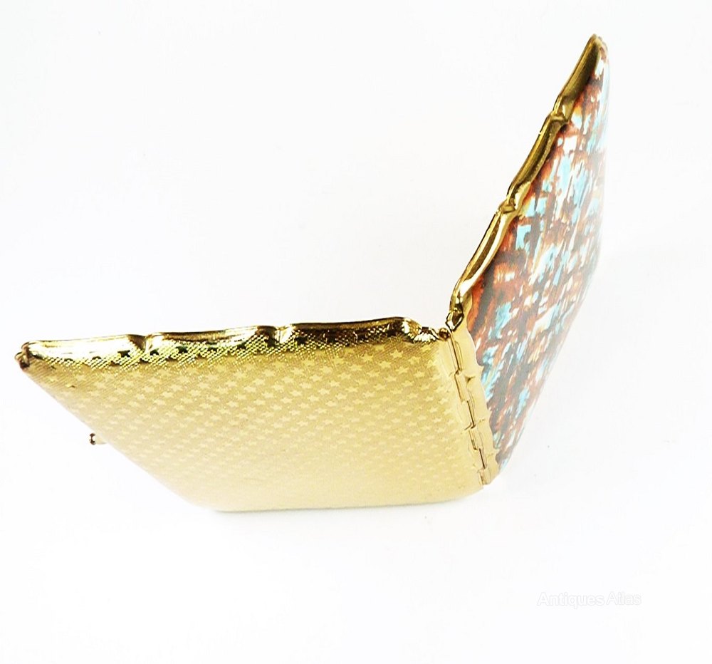 Antiques Atlas - Enamel Ladies Stratton Cigarette Case 1950s