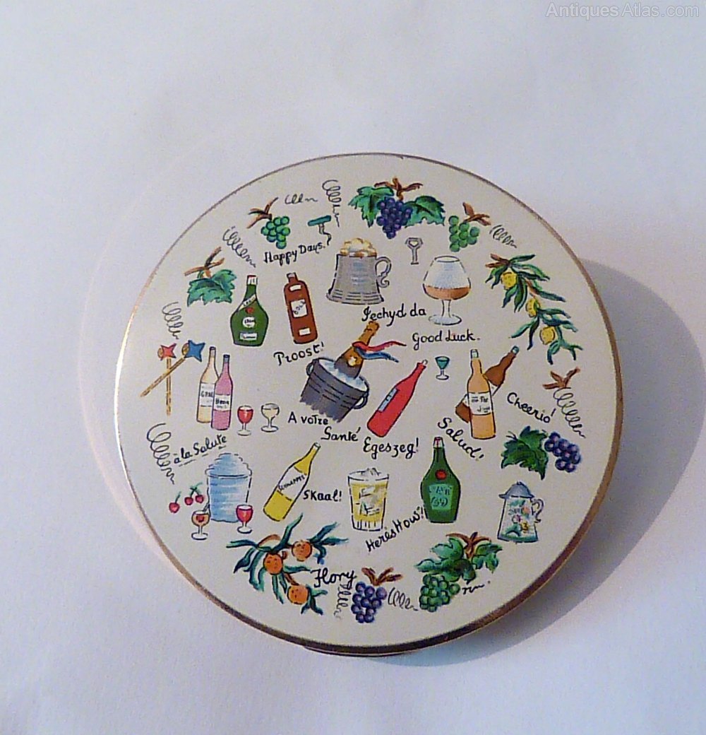 Antiques Atlas - Highly Collectible 1950s Stratton Compact as395a622