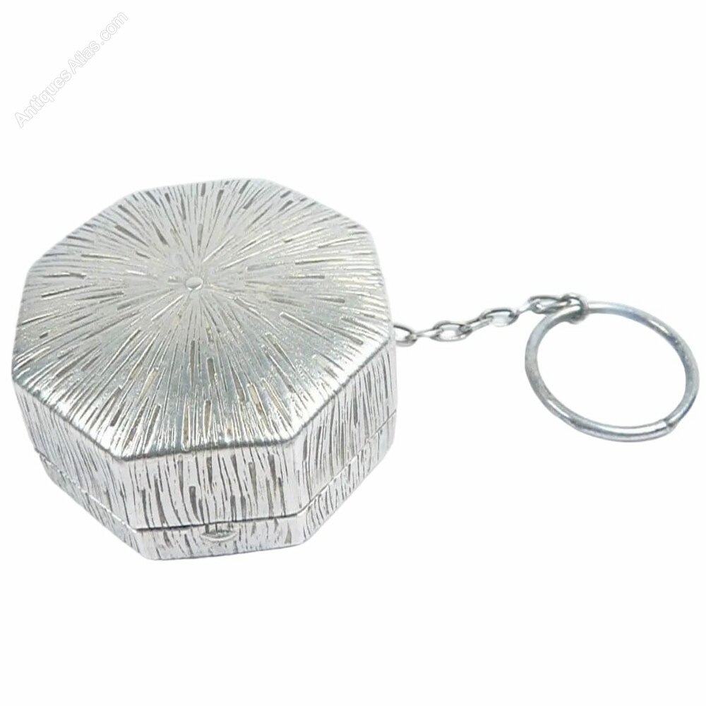 Antiques Atlas - Iconic Jonteel Finger Ring Powder Compact as395a2935