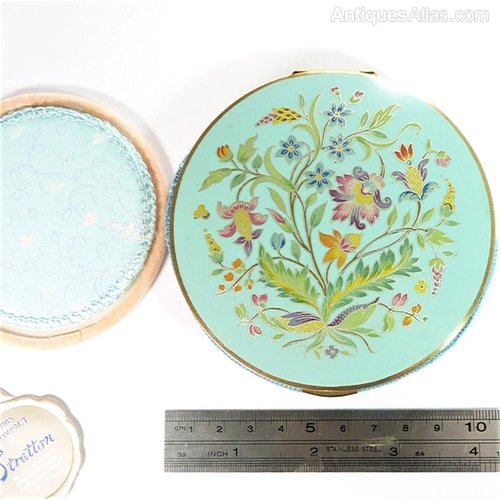 Antiques Atlas - Large Rare Enamelled Stratton Compact