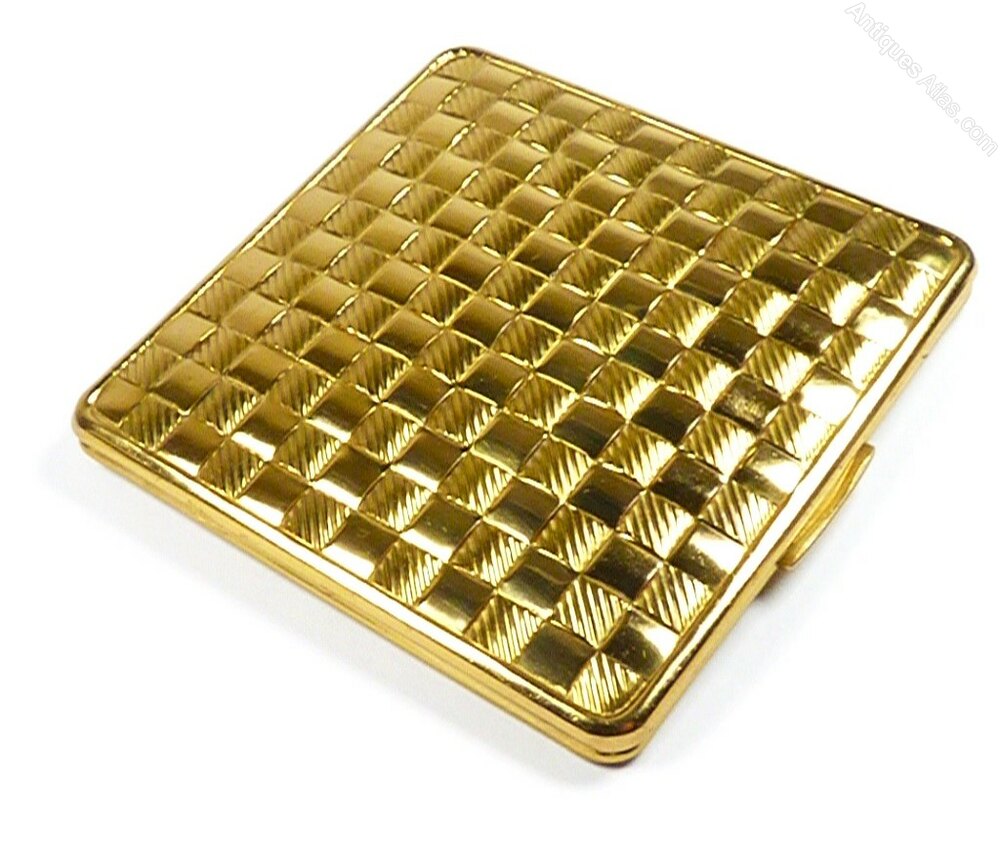 Antiques Atlas - Large Square Vintage Kigu Compact as395a2756